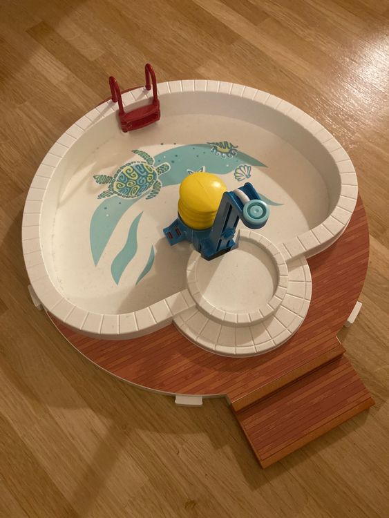 Playmobil, Schwimmbecken mit funktionierender Dusche | Kaufen auf Ricardo