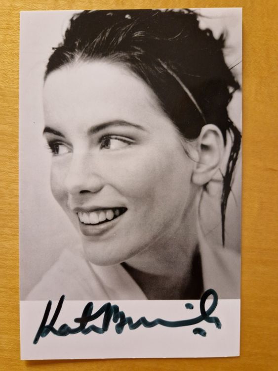 Kate Beckinsale, Original Autogramm auf Foto in s/w (Gebraucht) in Salmsach für CHF 45 – mit ...