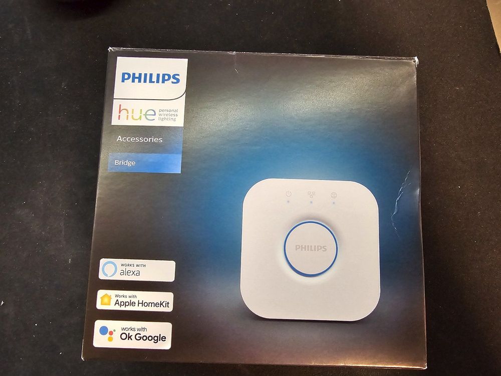 Neuwertige Philips hue bridge v2.x mit Orignalverpackung | Kaufen auf ...