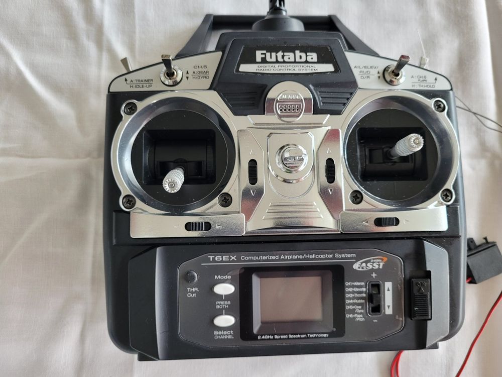 Futaba T6EX inkl. Empfänger R617FS (Gebraucht) in für CHF 23 – mit ...