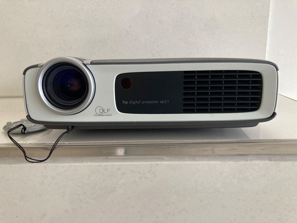 HP Digital Projector XB31 (Gebraucht) in Zürich für CHF 50 – nur ...