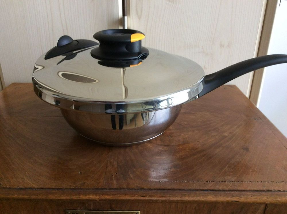 AMC Stielpfanne mt Dampfkochtopf-Deckel | Kaufen auf Ricardo