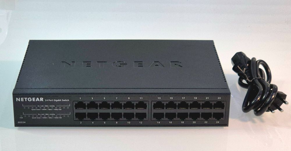 Netgear Switch GS324, 24 Port, Unmanaged Switch (Gebraucht) in ...