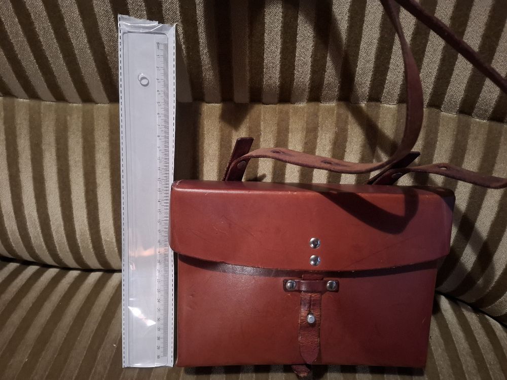 Edle Vintage Ledertasche "Fahrrad Equipments Schweiz" (Gebraucht) in ...