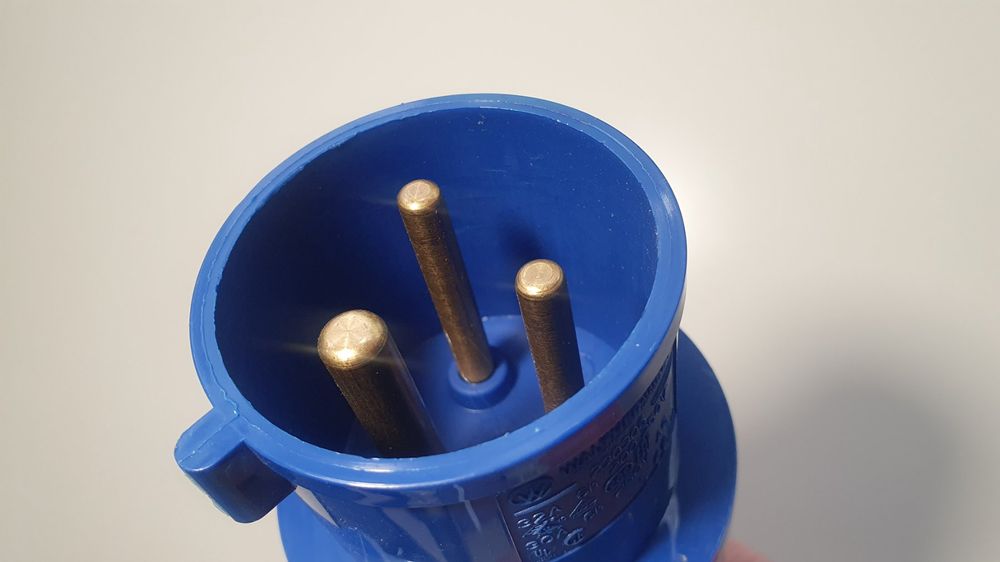 Stecker für Camping / E-Auto, CEE 32, 3p, Blau, Walther (Neu (gemäss ...