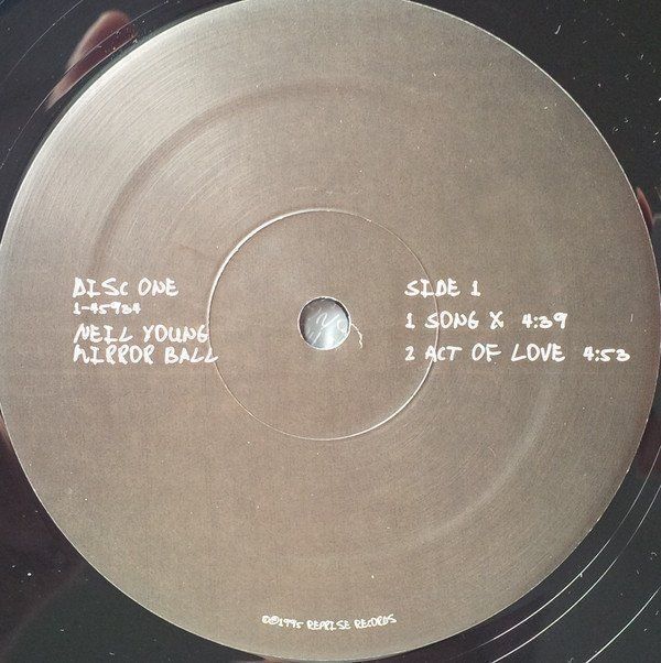 Neil Young – Mirror Ball Original 1995 | Kaufen auf Ricardo