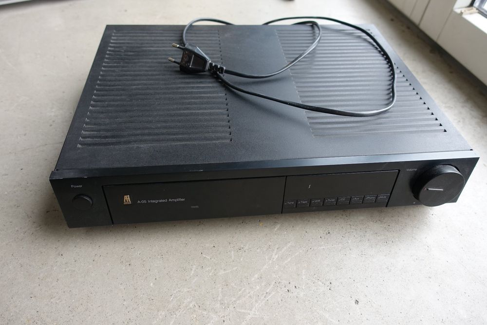 Acoustic Research AR-05 HiFi Verstärker (Gebraucht) in für CHF 52 – nur ...