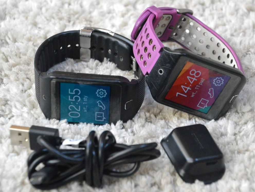 2 x Smartwatch Samsung SM-R381 Gear 2 Neo (Gebraucht) in Collonges für ...