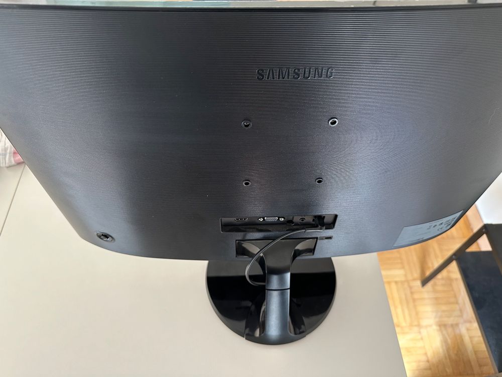 Samsung display C24F390FHU | Kaufen auf Ricardo
