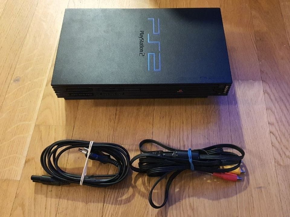Playstation 2 PS2 Fat (D'occasion) à Sion pour CHF 29 – avec livraison ...