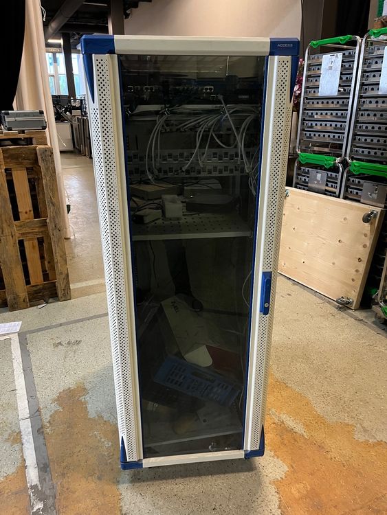 Serverrack rollbar H=164cm | Kaufen auf Ricardo