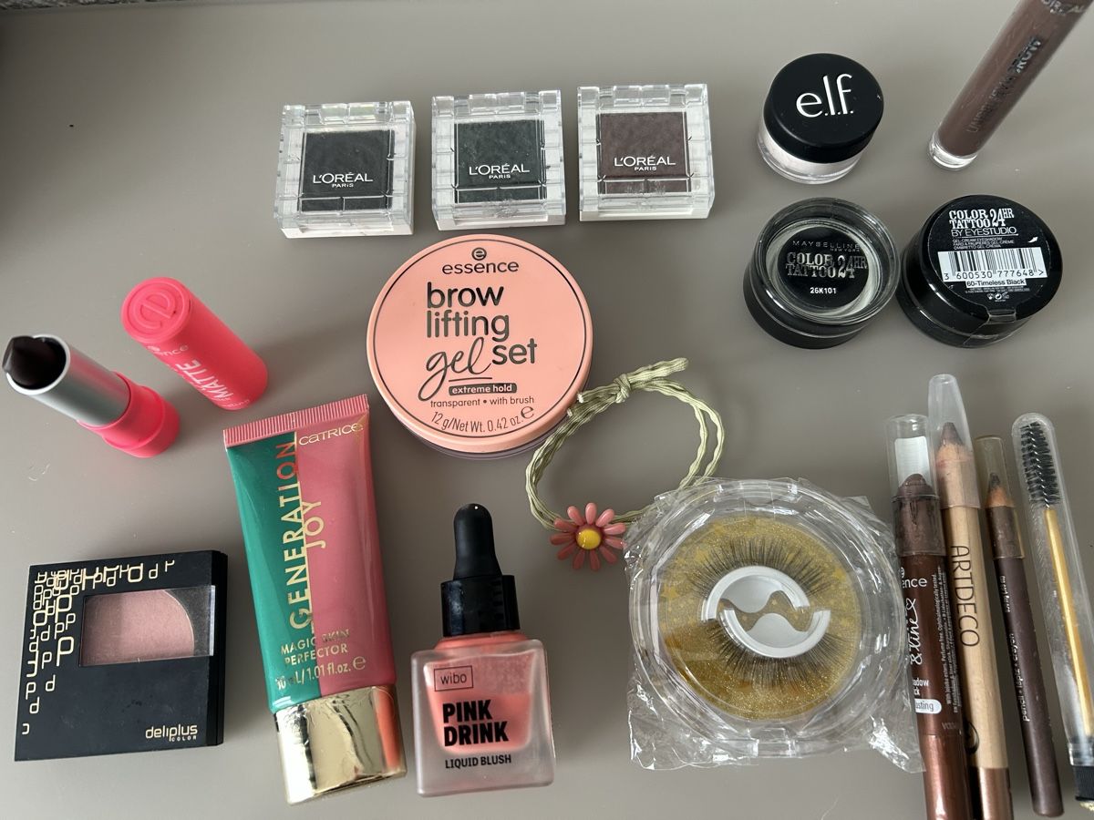 Make up Set: L'Oréal, Essence, Artdeco, Neuwertig! (Neu (gemäss ...