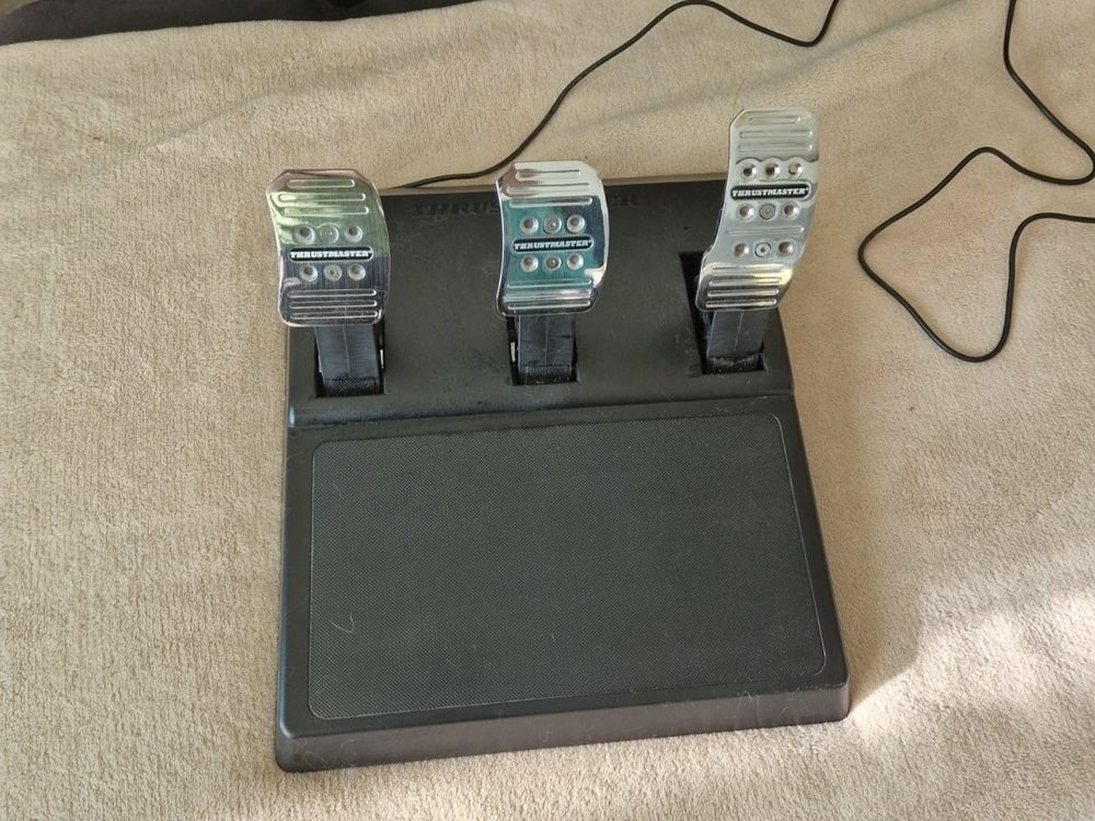 Pédalier Thrustmaster T3PA (D'occasion) à Vernayaz pour CHF 60 – avec ...