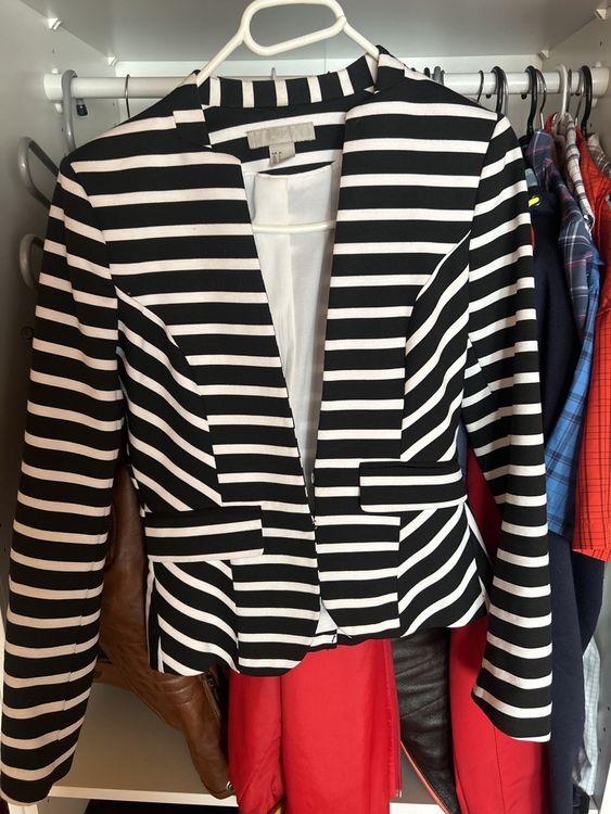 H&M Blazer schwarz weiss gestreift Gr. 36 | Kaufen auf Ricardo