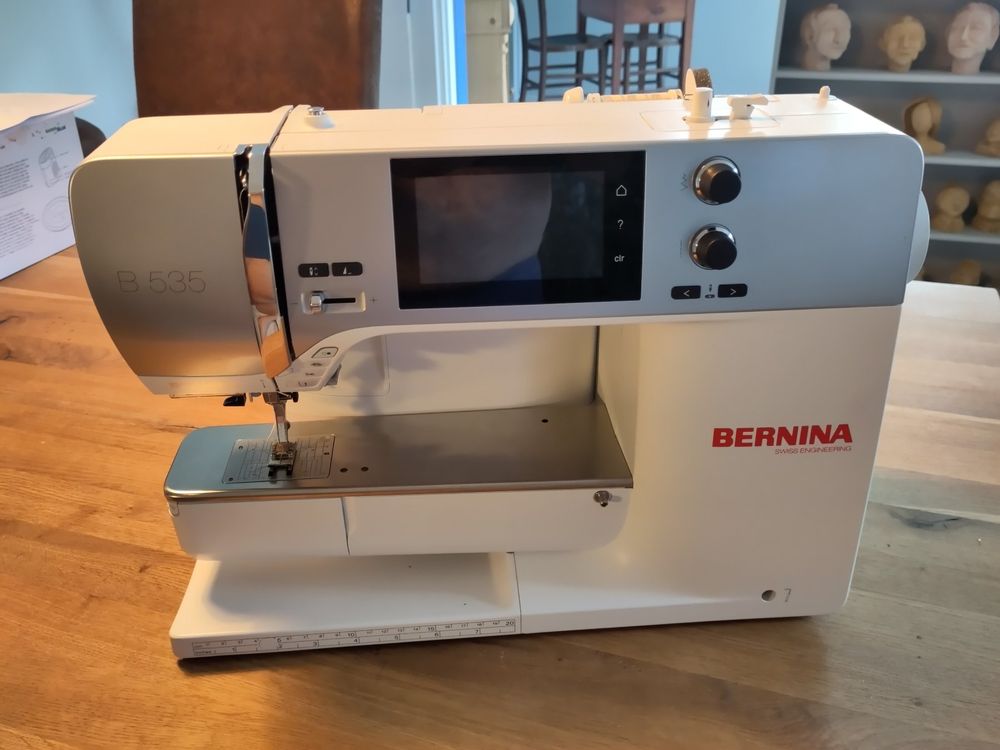 Bernina B 535 Schweizer -Nähmaschine mit Stickmodul wie NEU (Gebraucht ...