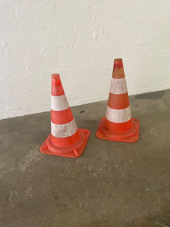 Pylonen (Gebraucht) in Winterthur für CHF 5 – nur Abholung auf Ricardo ...