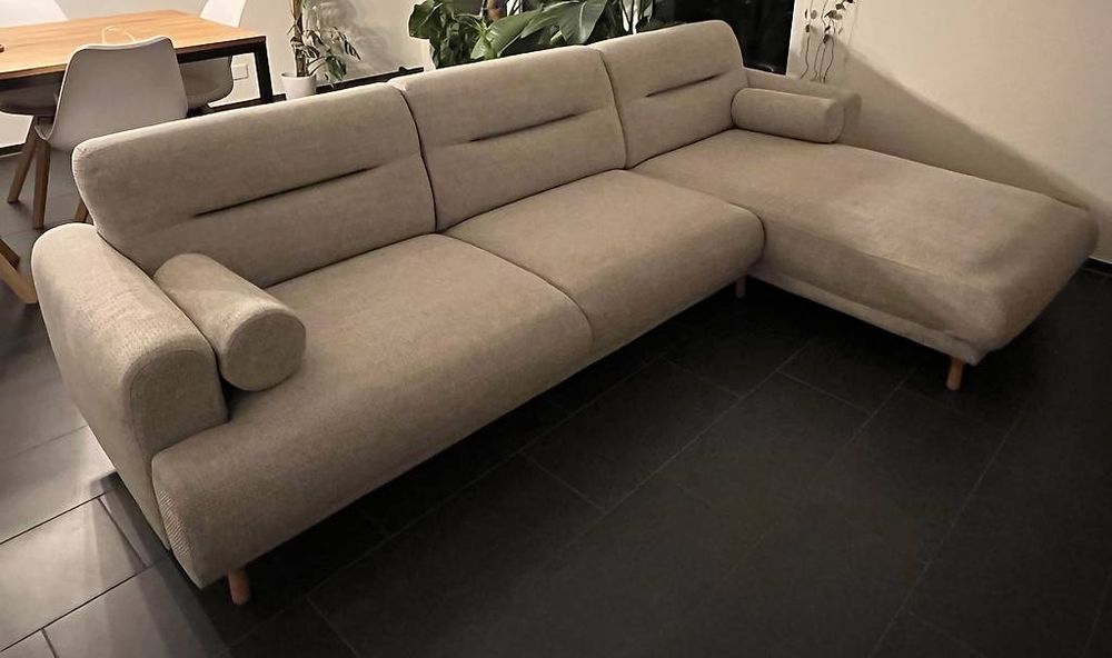 Ecksofa mit Stauraum in gutem Zustand (Gebraucht) in Mettmenstetten für CHF 800 – nur Abholung ...