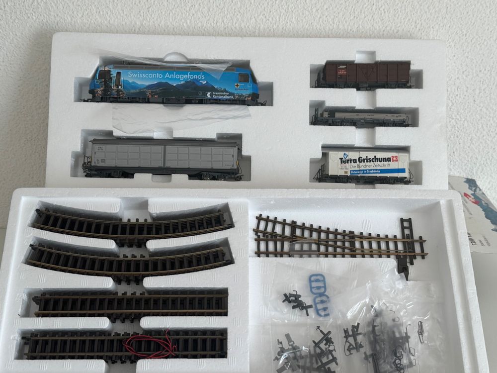 RhB Bemo Start Set mit Güterzug und Ge 4/4 III swisscanto (Neu (gemäss ...