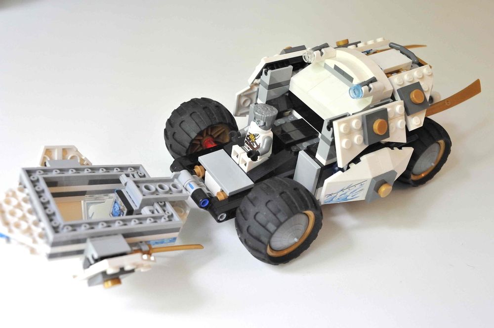 Lego Ninjago Panzerfahrzeug (Gebraucht) in Schwerzenbach für CHF 14 ...