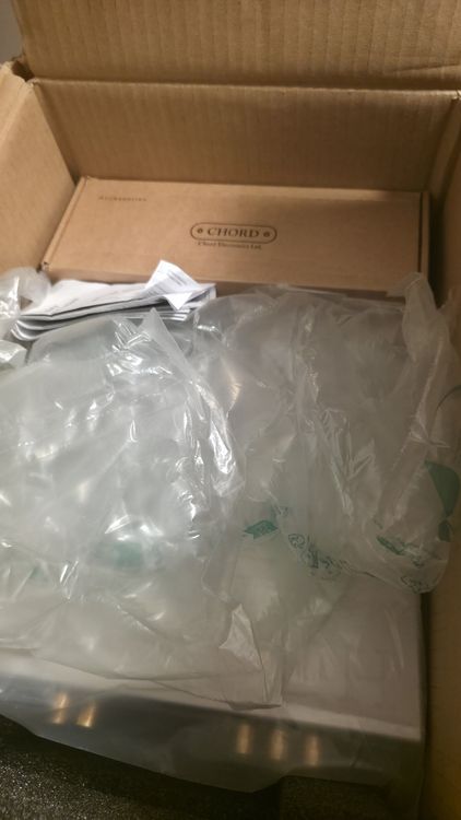 Chord Hugo TT 2 DAC mit M Scaler und SBooster Mk2 Netzteilen (Gebraucht ...