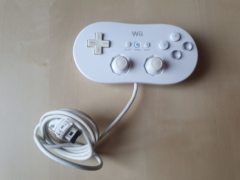 Original Nintendo Wii Classic Controller | Kaufen auf Ricardo