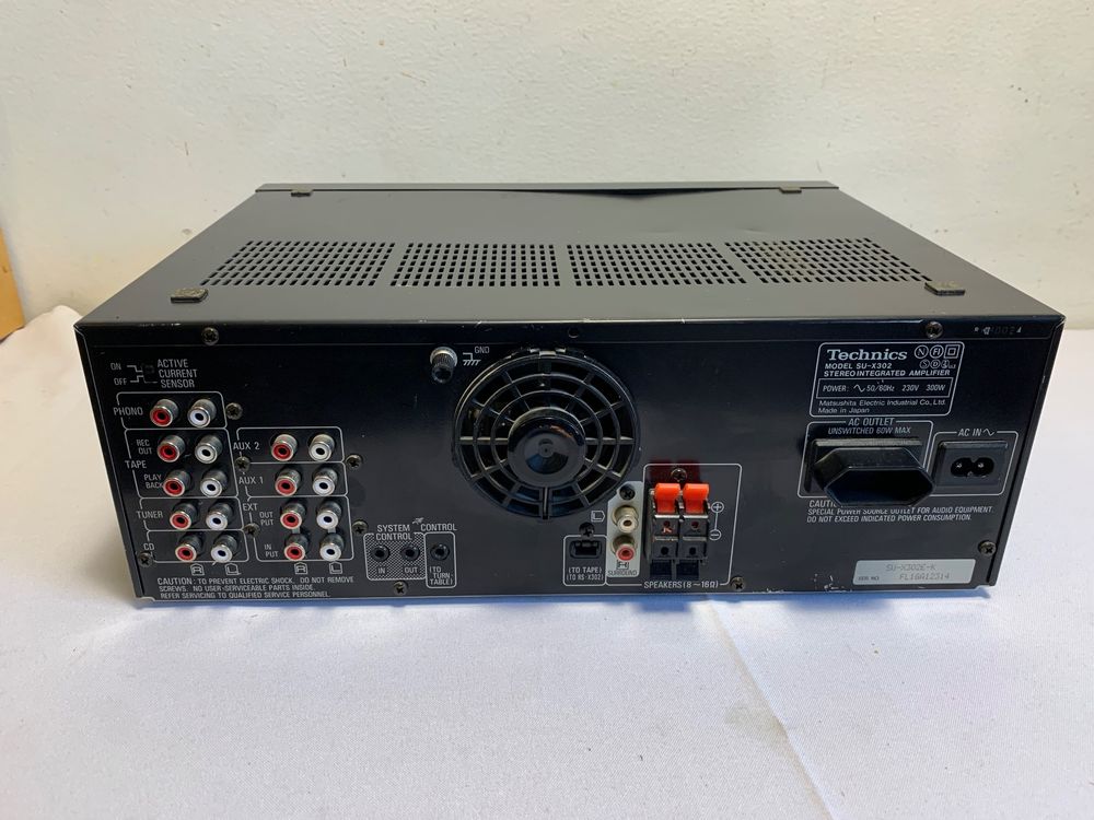 Amplificateur Technics SU-X302 défectueux (Defekt) in Geneve für CHF 16 – mit Lieferung auf ...