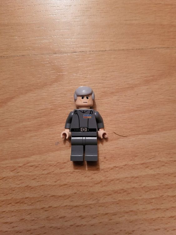 Lego Star Wars Minifigur - Grand Moff Tarkin (Gebraucht) in Kreuzlingen ...