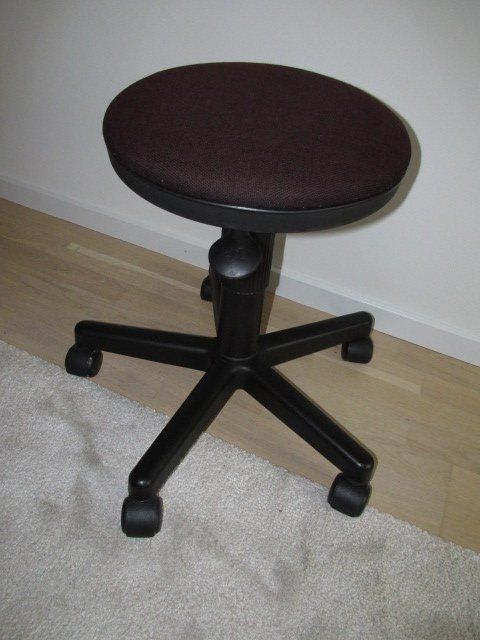 Kinder Büro Hocker Höhenverstellbar, schwarz, schön (Gebraucht) in ...