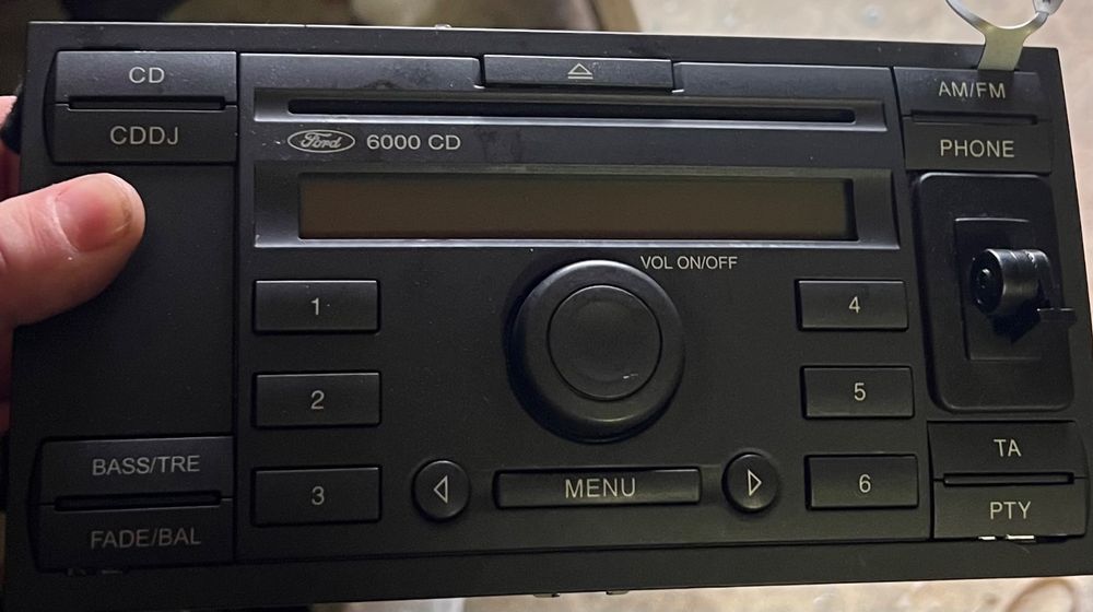Ford 6000 CD Autoradio Orignal Radio (Gebraucht) in Liestal für CHF 40 ...