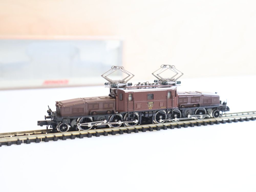 ARNOLD SBB Krokodil E-Lok Ce 6/8 - 2468 - NP: 255.- (Gebraucht) in Winterthur für CHF 95 – mit ...
