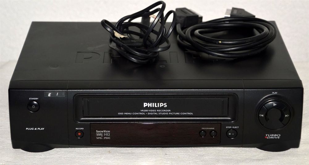Videorecorder VHS Philips VR200A magnétoscope (Gebraucht) in Collonges für CHF 60 – mit ...