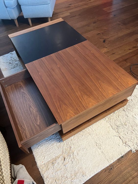 Schicker Stubentisch Couchtisch mit Ausziehplatte Nussbaum (Gebraucht ...