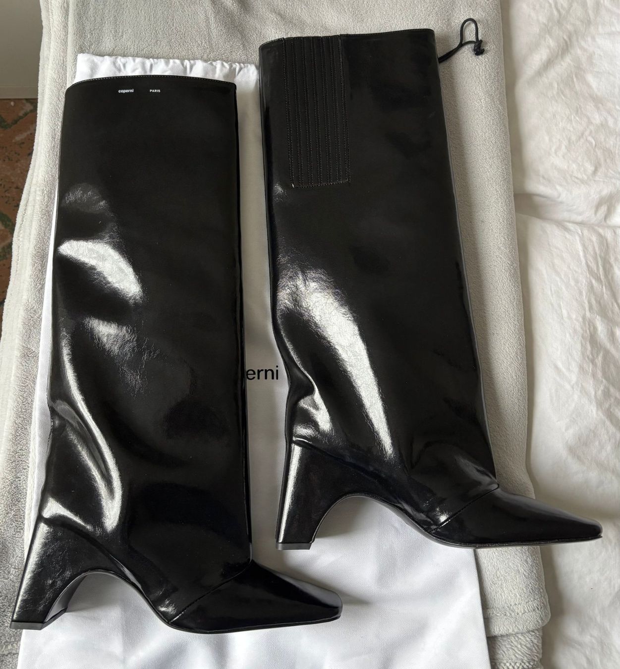 Coperni Patent Leather Boots (Neu und originalverpackt) in Nyon für CHF ...