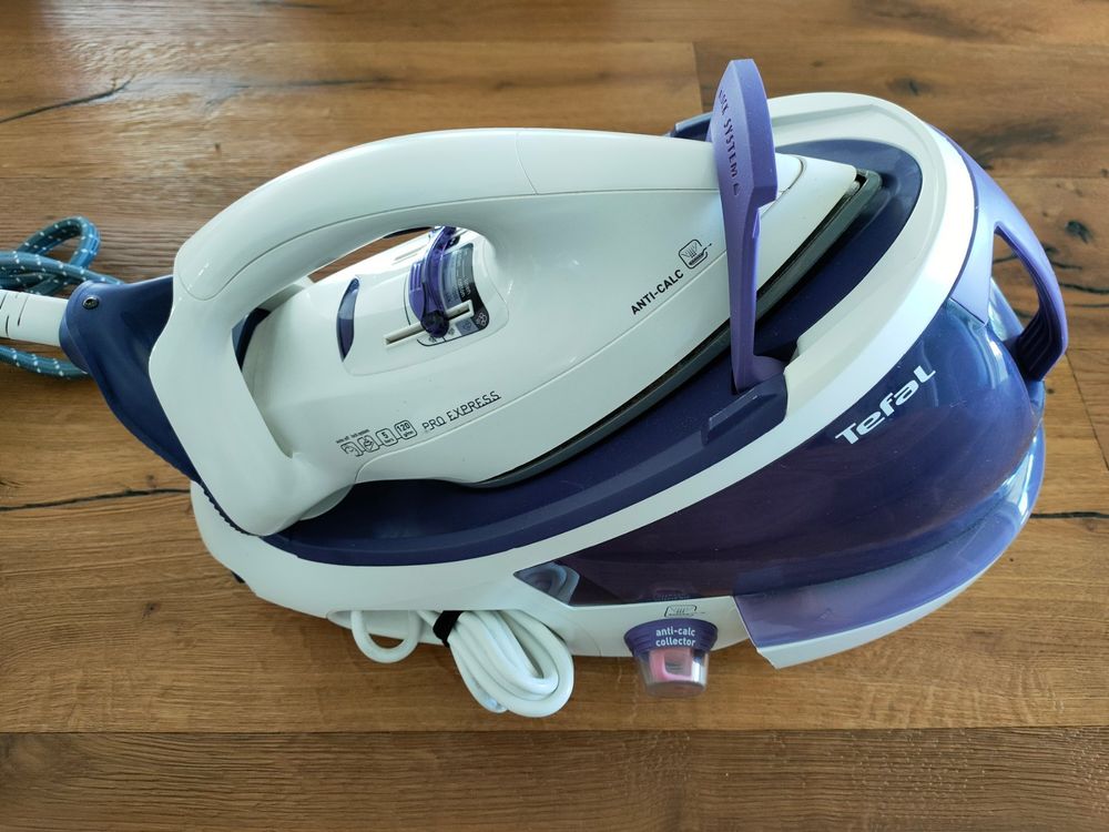 Tefal GV8330 Pro Express Anti-Calc (Gebraucht) in Bronschhofen für CHF ...
