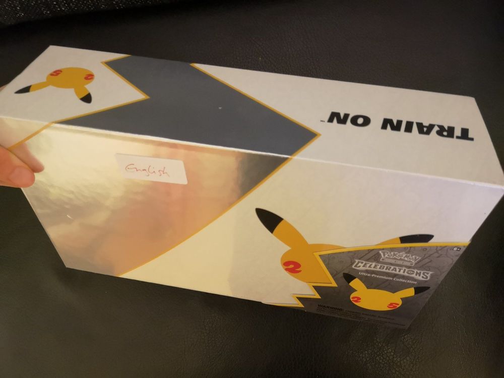 Pokemon Ultra Premium Collection Box (Neu und originalverpackt) in Ins ...
