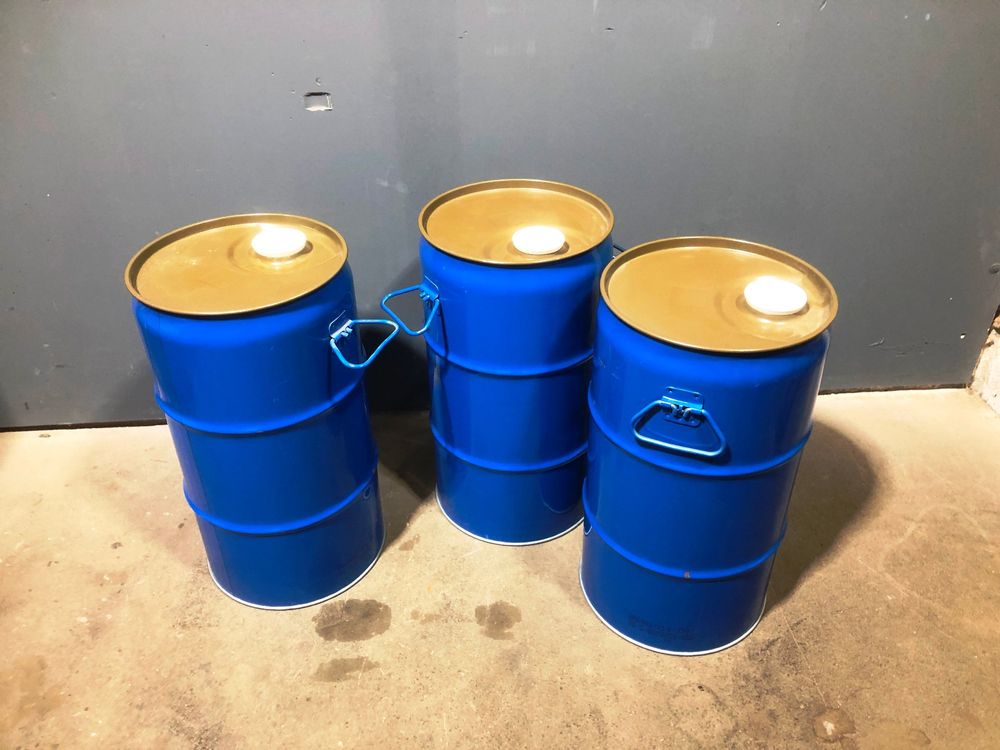 Fass UN 6HA1/X1.6/350 Stahlfass mit Schraubbarem Deckel | Kaufen auf ...