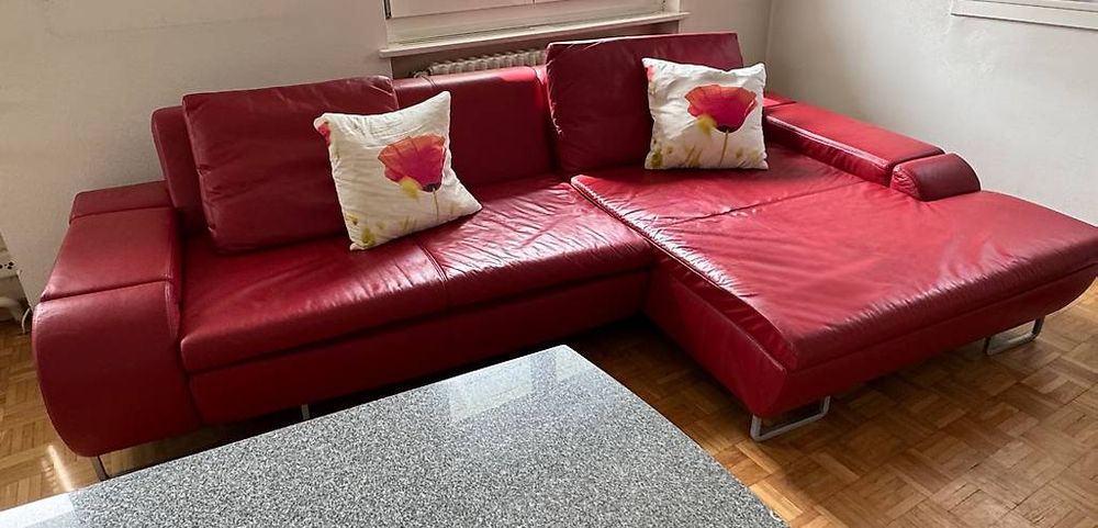 Sofa - Leder rot (Gebraucht) in Dietikon für CHF 100 – nur Abholung auf Ricardo kaufen