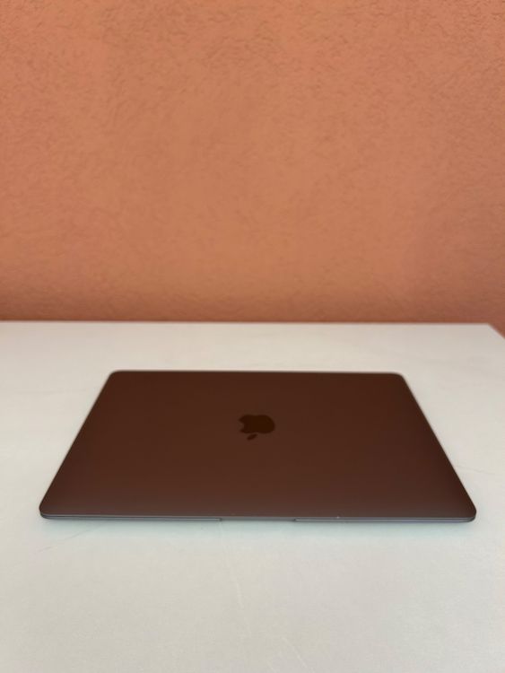 APPLE MGN73/MBA grey (Gebraucht) in für CHF 460 – nur Abholung auf ...