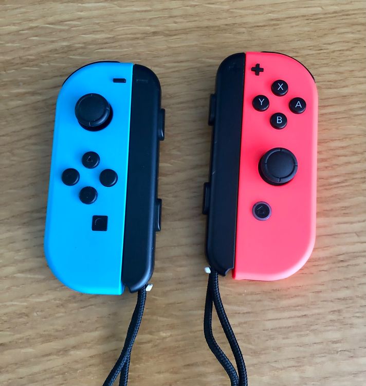 Joy-con blue + red / Nintendo Switch (Gebraucht) in Lausanne für CHF 47 ...