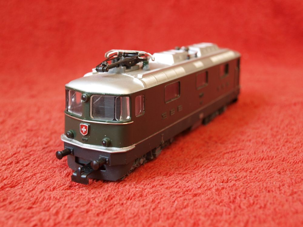 Re 4/4 E-Lok von HAG spur H0 Gleichstrom gebraucht (Gebraucht) in Aarau für CHF 56 – mit ...