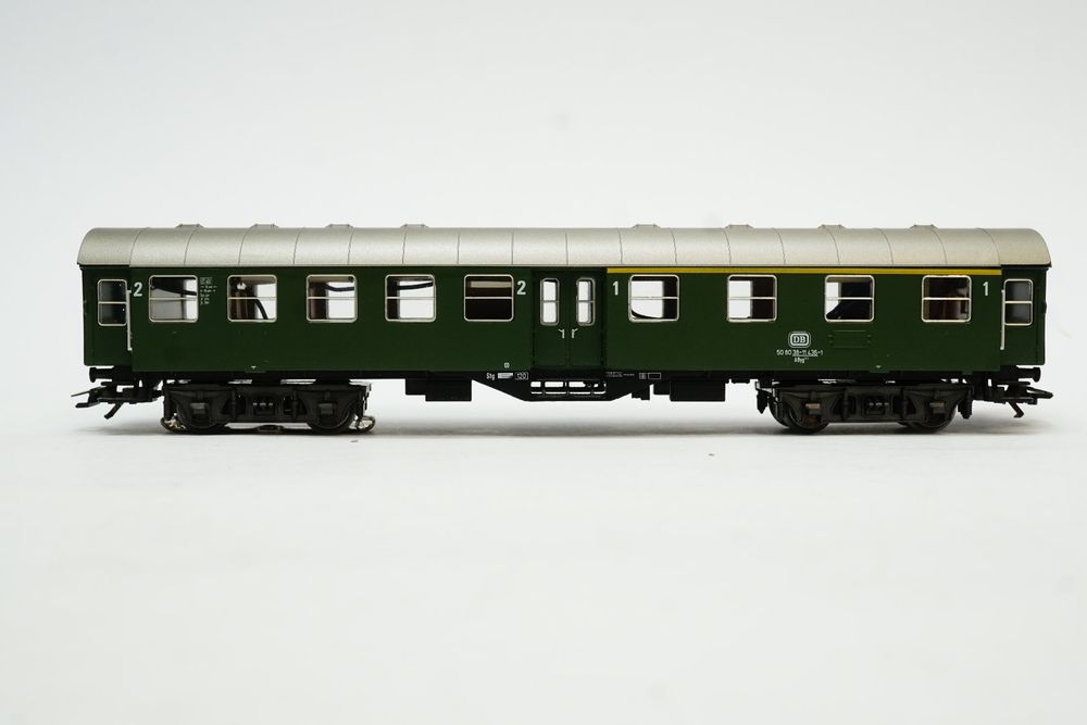 8∂ Märklin 4133 DB Umbauwagen BDyg 533 grün mit Licht (Gebraucht) in ...