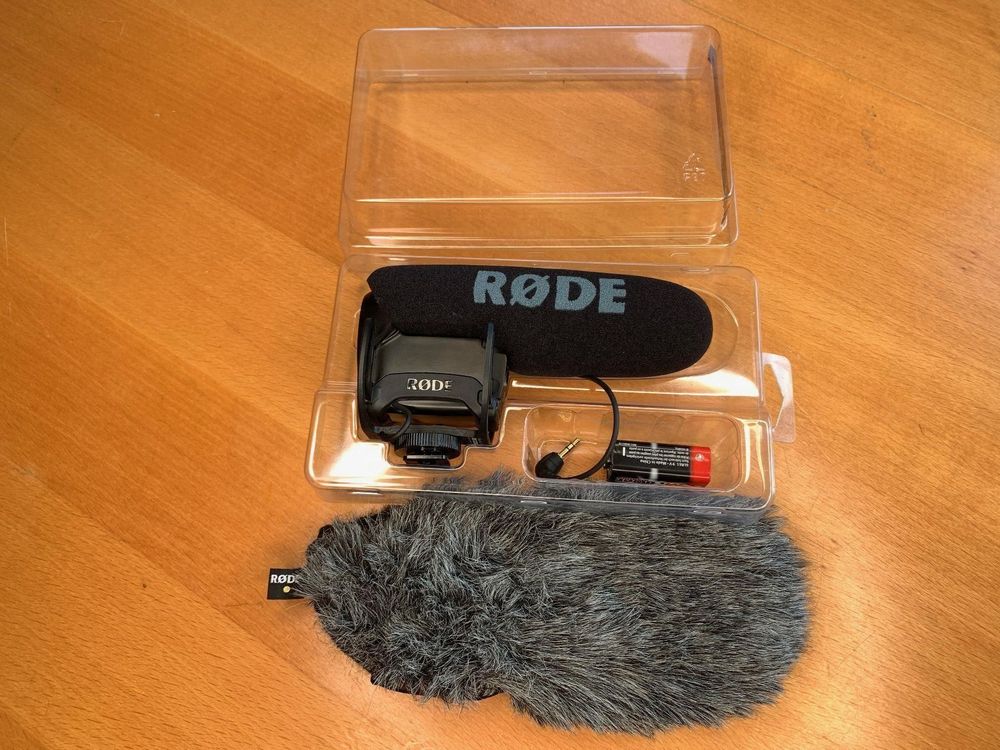 Microphone Rode Videomic Pro R + DeadCat (Gebraucht) in zürich für CHF ...