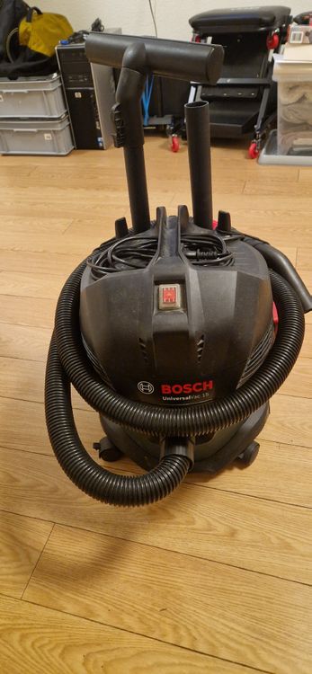 Bosch universal VAC 15 (Gebraucht) in Egerkingen für CHF 78 – nur ...