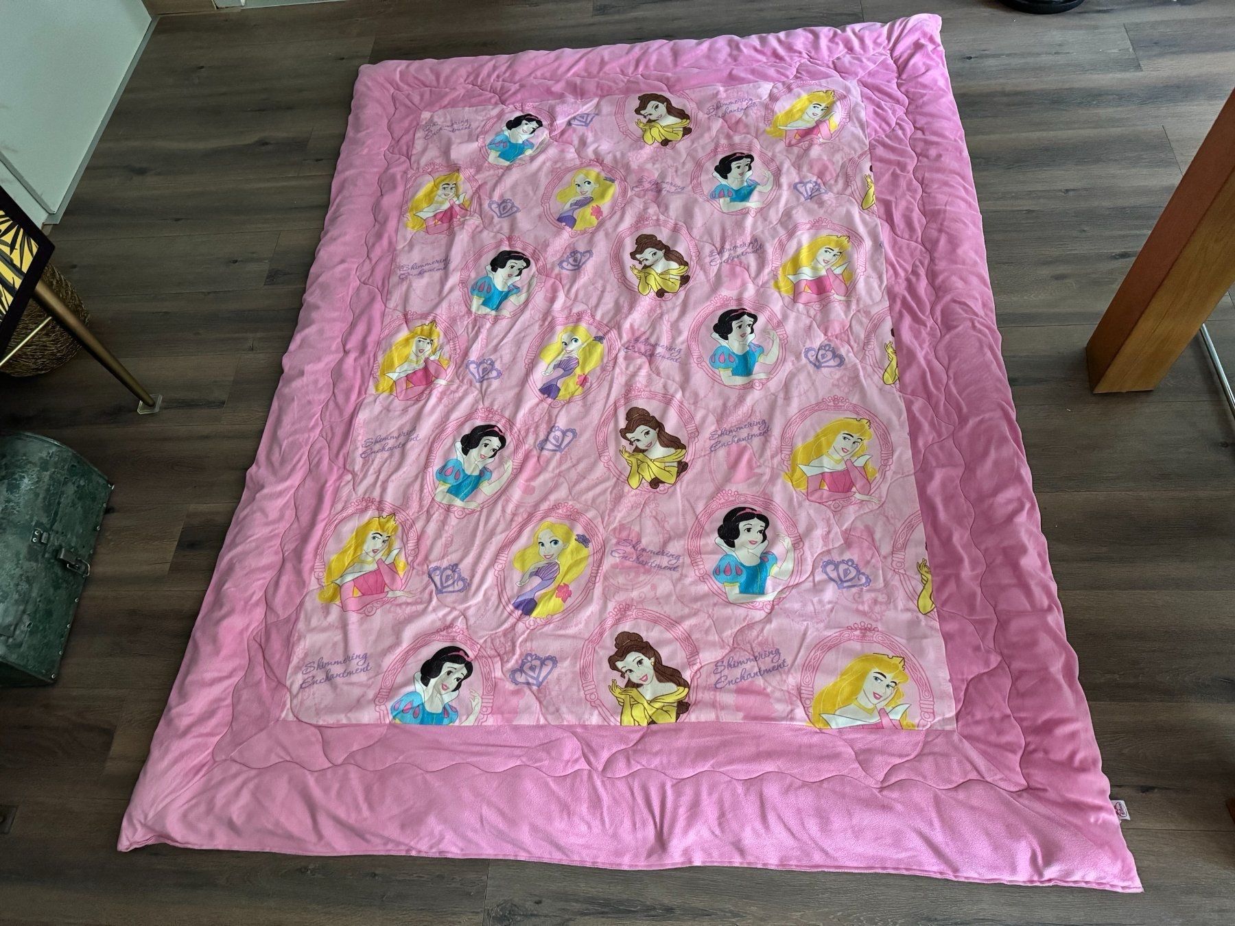 Couette polaire rose DISNEY, Blanche Neige (D'occasion) à Genève pour ...