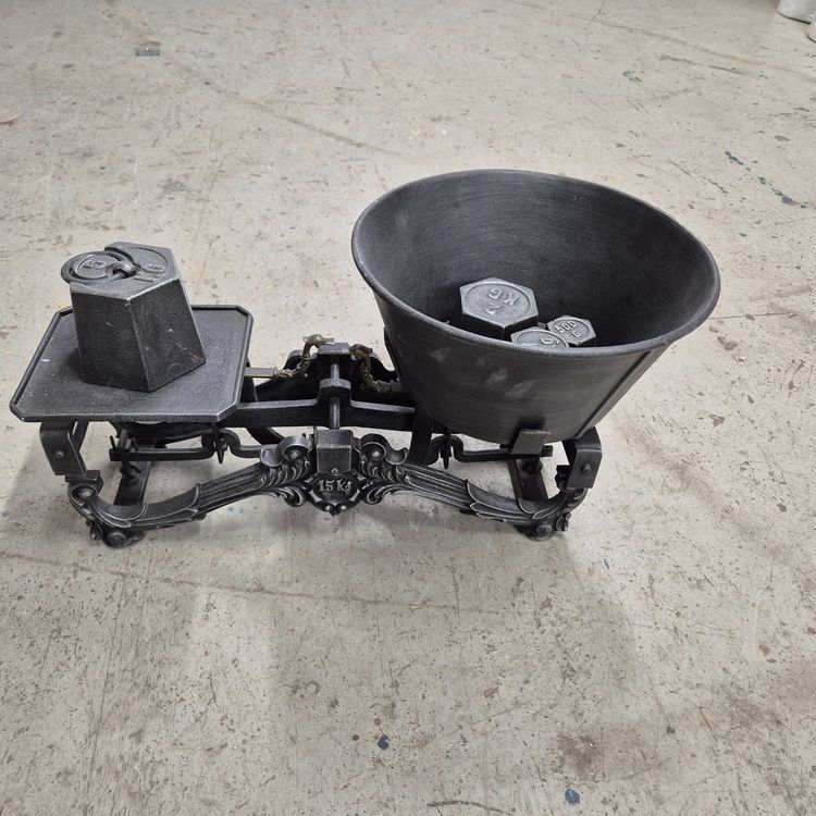 Antike Küchenwaage, Gusseisen, 15 kg, Vintage Deko Top! (Gebraucht) in ...