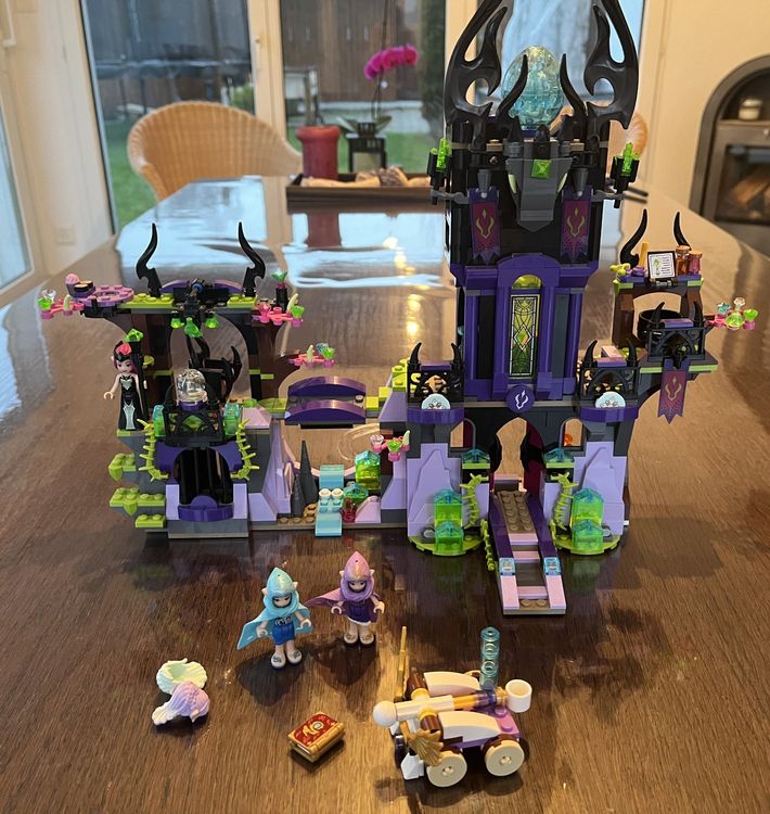 Lego Raganas magisches Schattenschloss (Gebraucht) in Tann für CHF 27 ...