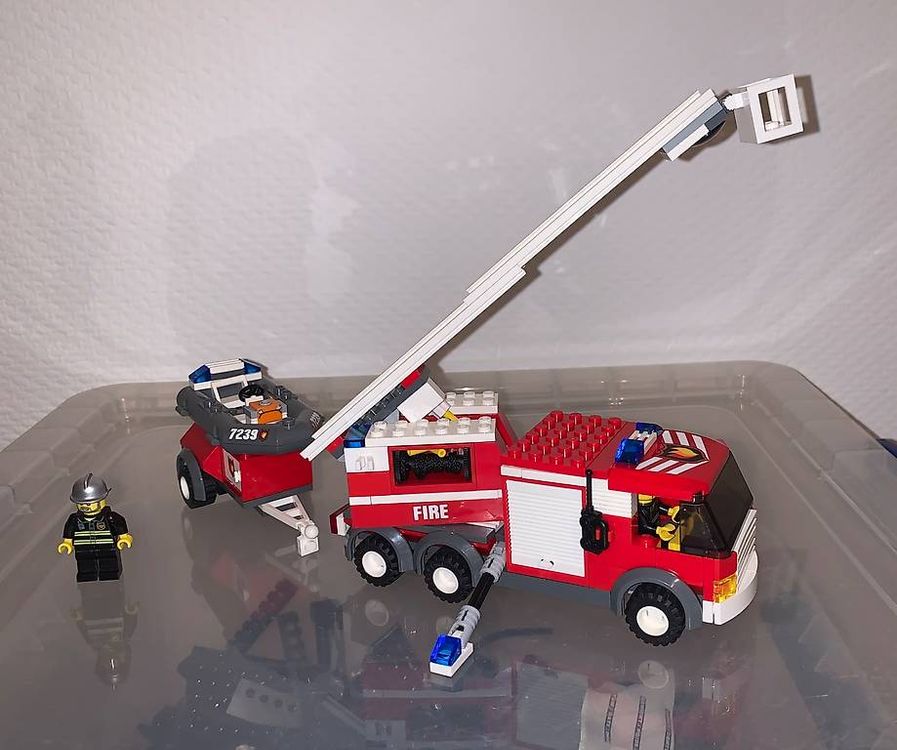 Lego City 7239 - Fire Truck (Gebraucht) in Plan-les-Ouates für CHF 9 ...