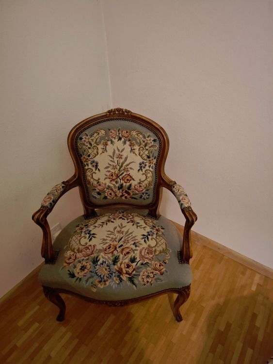 Gobelin Stuhl mit Armlehne (Gebraucht) in Allschwil für CHF 55 – nur Abholung auf Ricardo kaufen