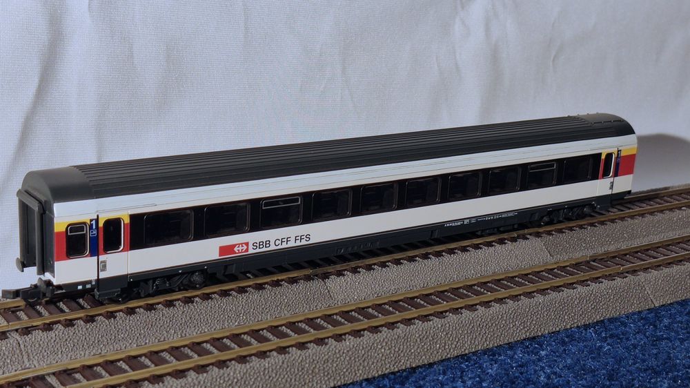 Roco 45331 Schnellzugwagen EW-IV 1. Klasse, ICN-Lackierung (Gebraucht) in Sarmenstorf für CHF 30 ...