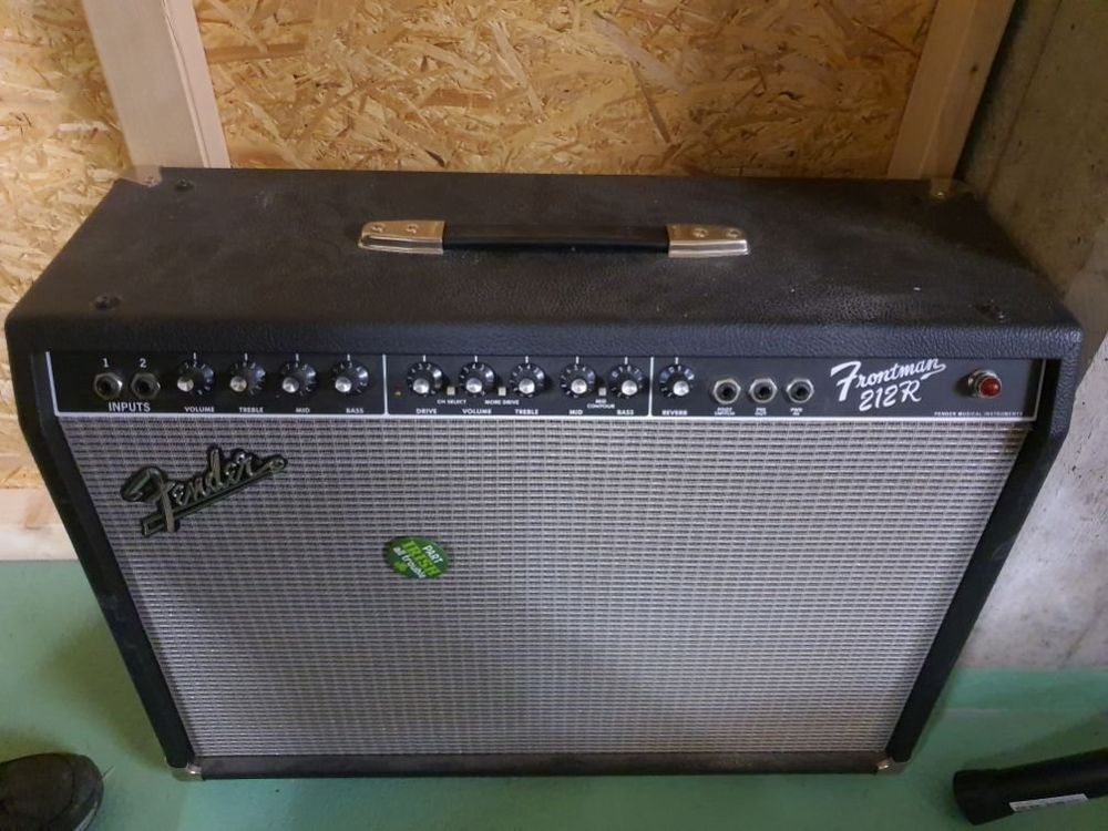 Fender Frontman 212R (Defekt) in Neunkirch für CHF 92 – nur Abholung ...
